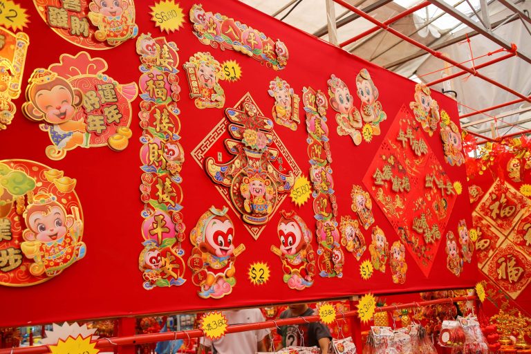 Complicating raciolinguistics: Language, Chineseness, and the Sinophone ...