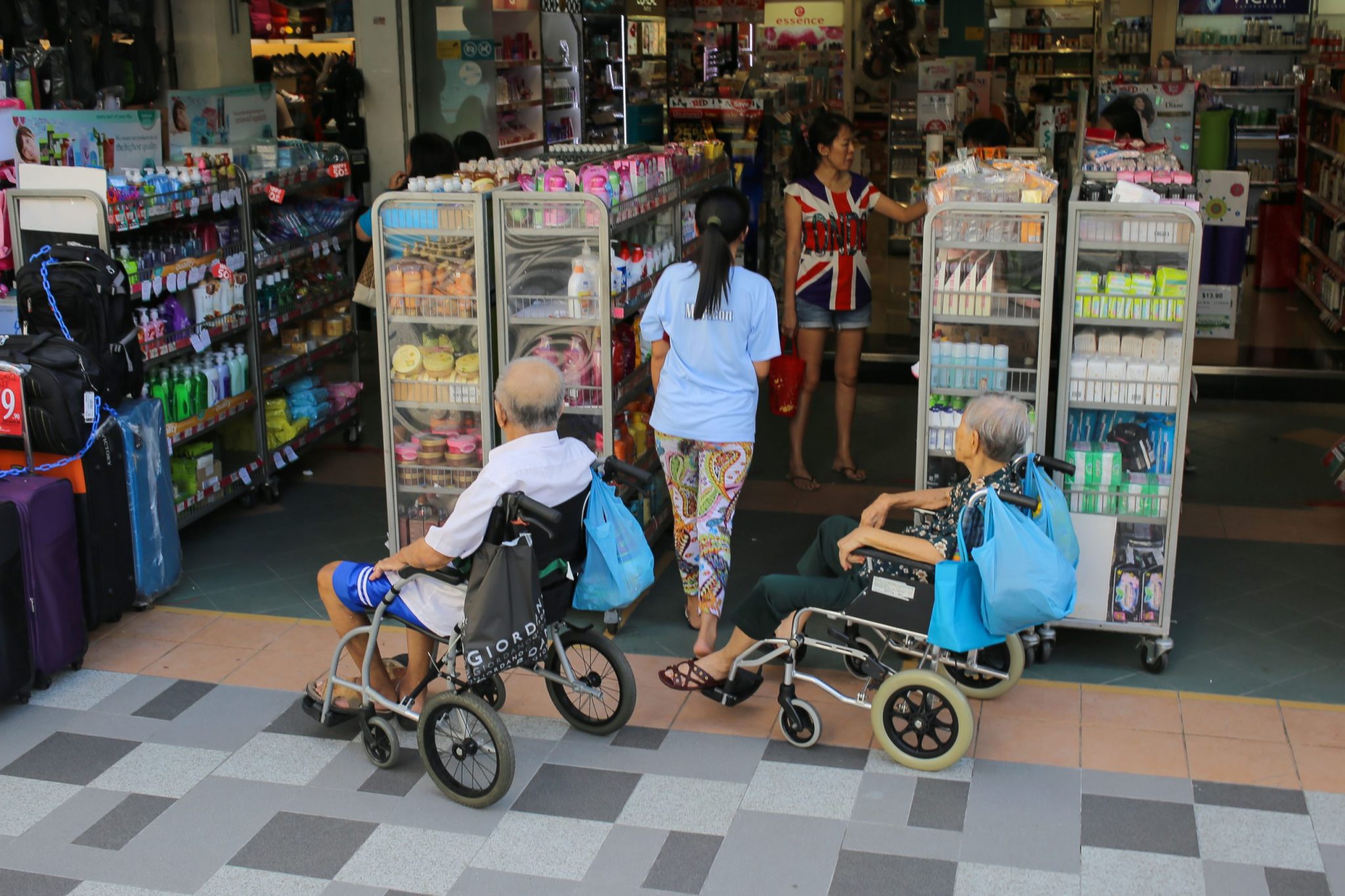 Migrant domestic workers and the household division of intimate labour ...