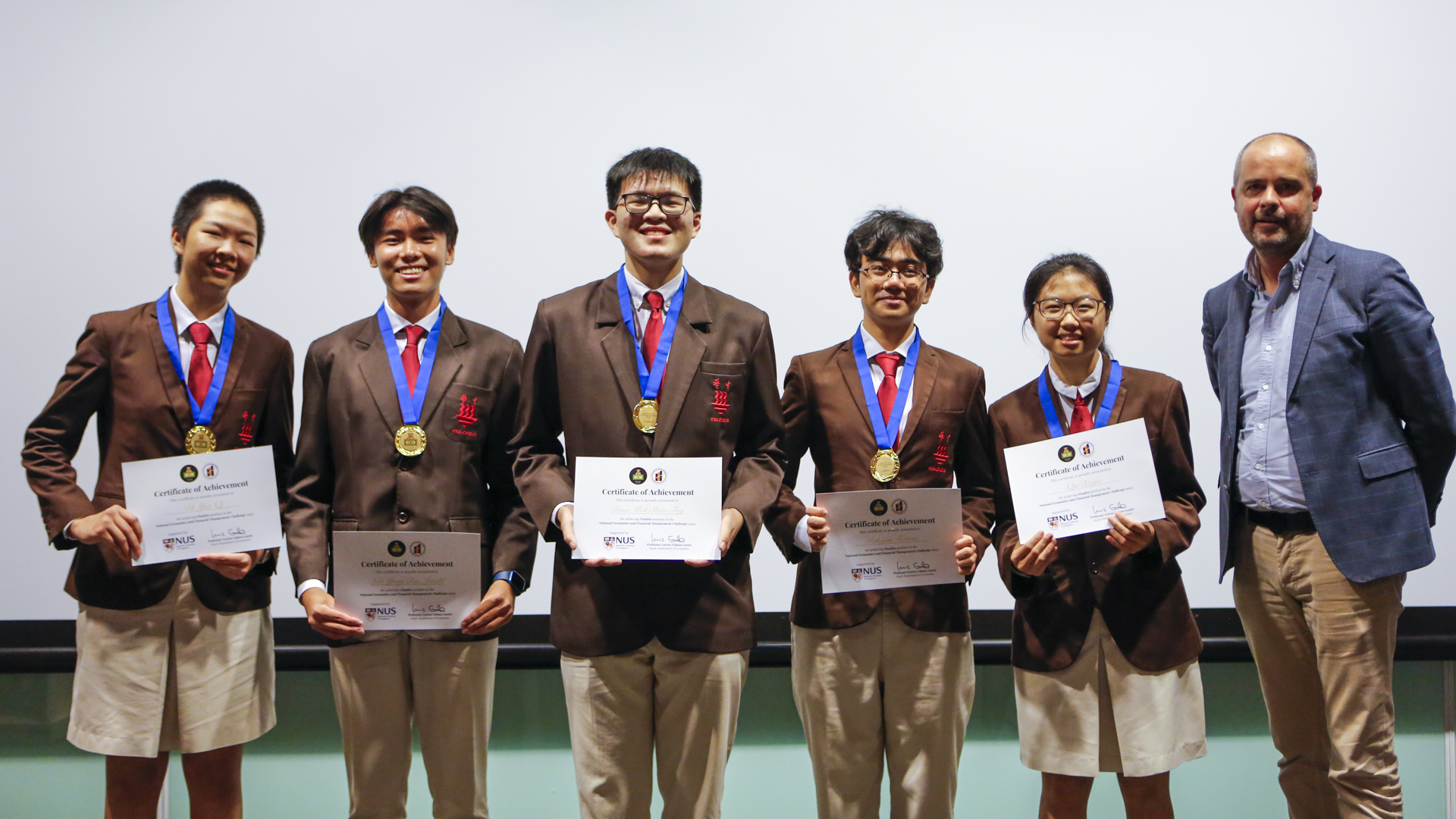 Students Explore World of Investing and Financial Markets at NUS ...